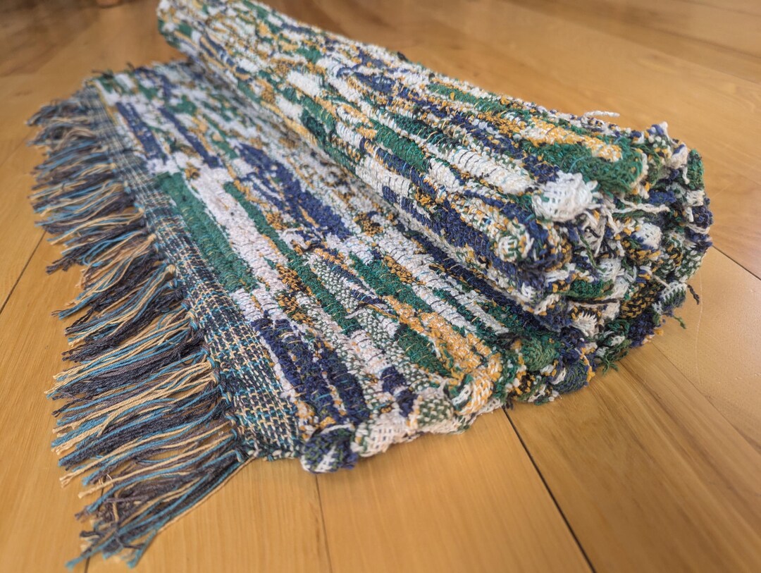 Earthweave Handcrafted Rag Rug | Eco-friendly Upcycled Blanket Area Rug ...