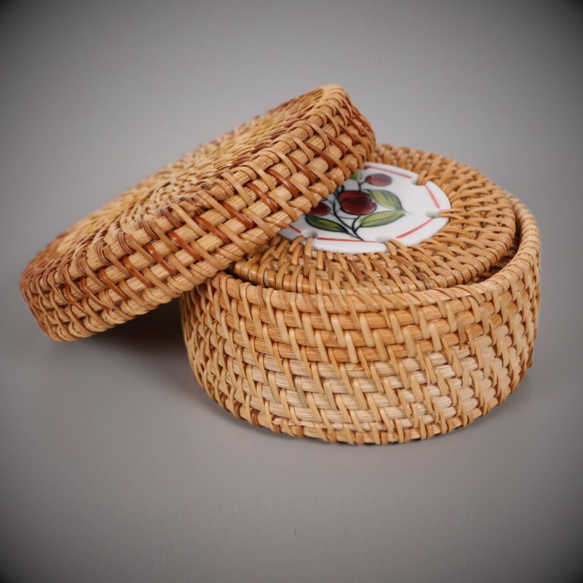 6-piece Ceramic Coasters Set in Rattan Box 13x6cm / 5.11x2.36in Perfect ...