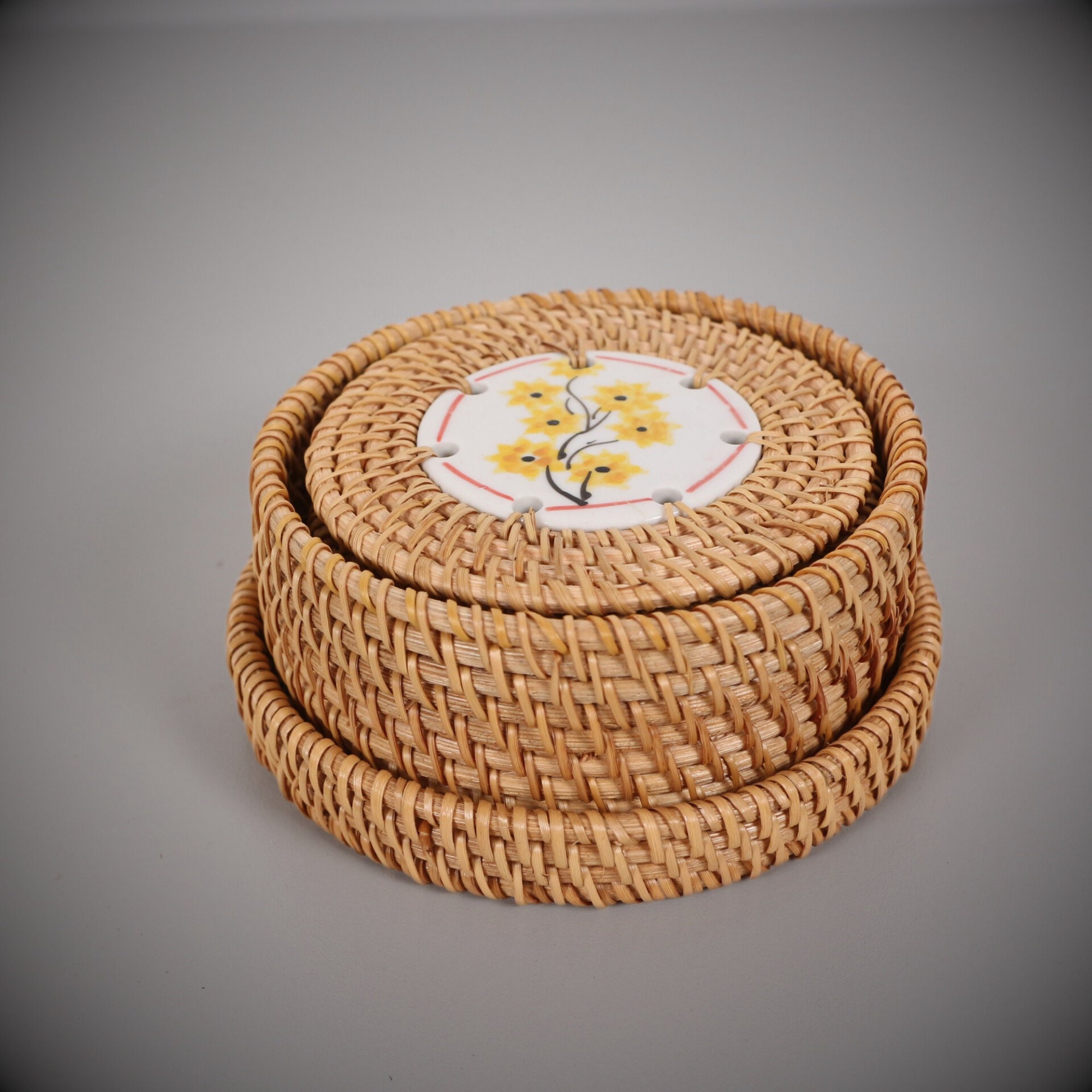 6-piece Ceramic Coasters Set in Rattan Box 13x6cm / 5.11x2.36in Perfect ...