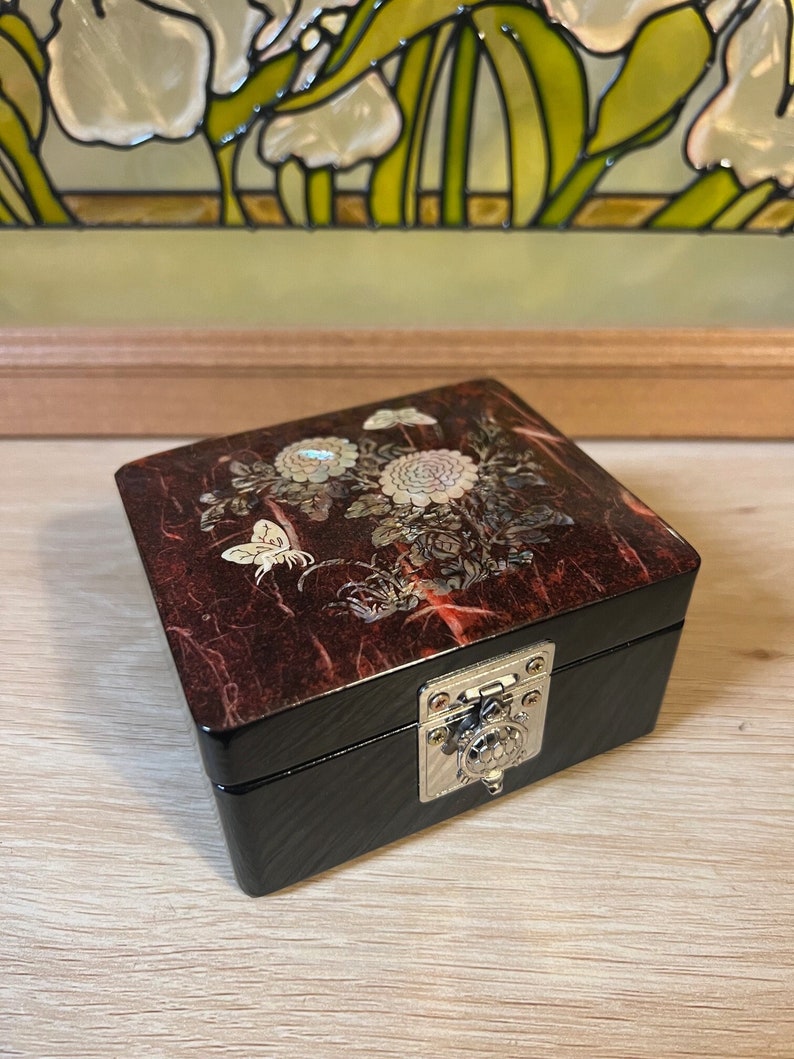 Vintage Lacquered Wood Box With Flowers and Butterflies - Etsy