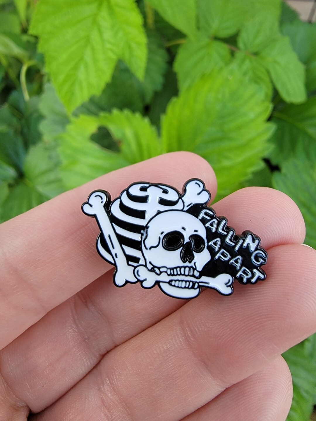 Skull Enamel Pin, Skull Accessories, Feisty Pin, Enamel Pins, Pins ...