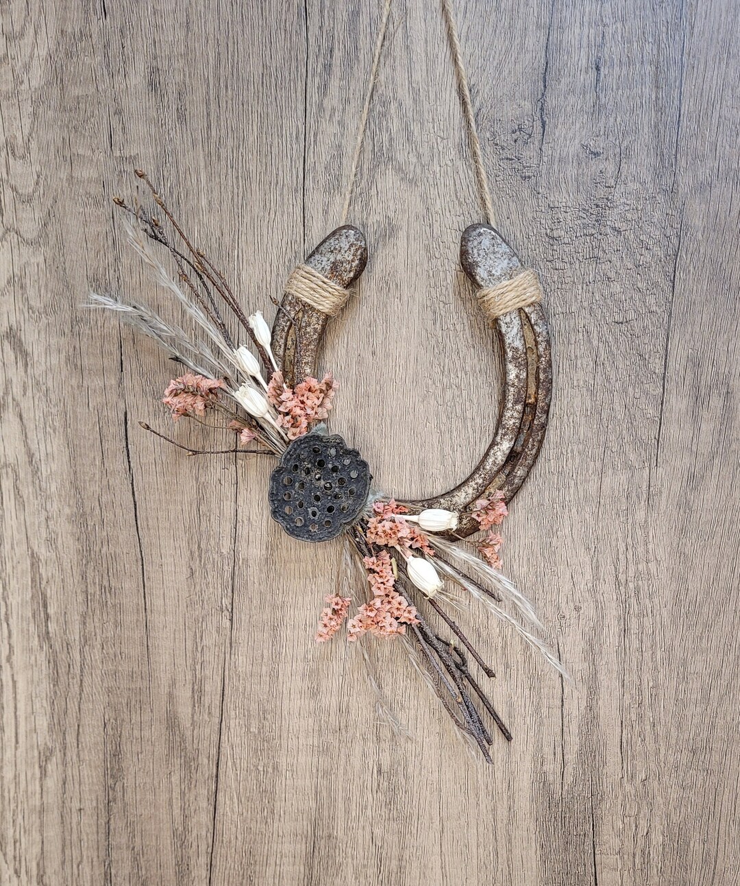 Rustic, Western, Farmhouse Stule Decorative Used Horseshoes for Home or ...