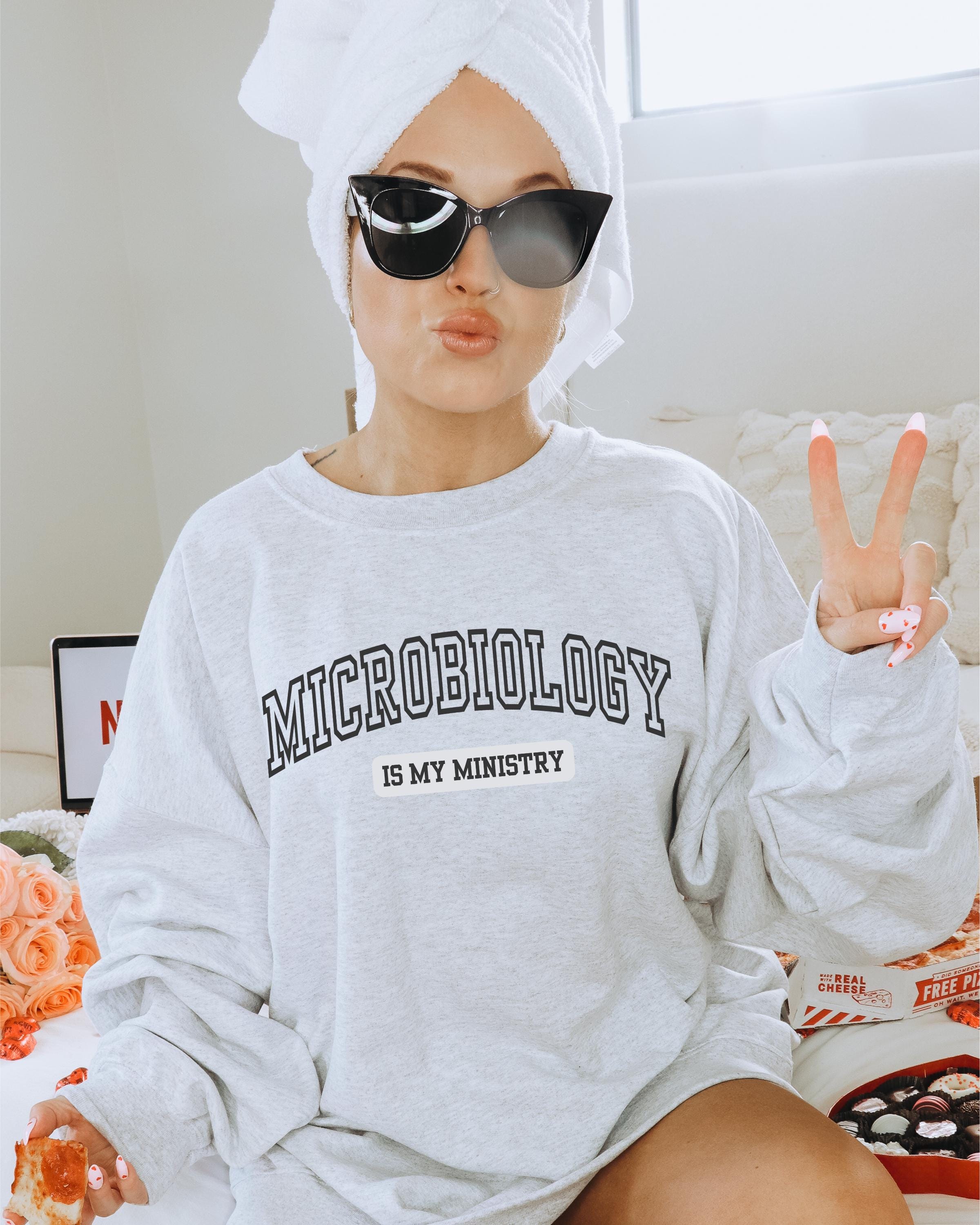 Microbiology Shirt Lab Science Biology Sweatshirt Microbiologist ...