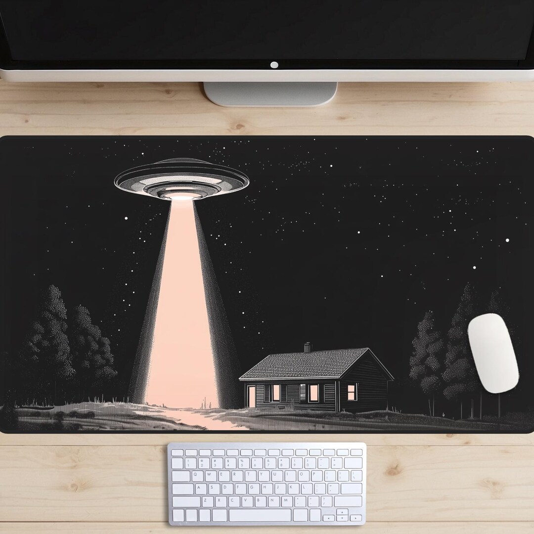 UFO Desk Mat, Flying Saucer Desk Pad, Alien Abduction Desk Topper ...