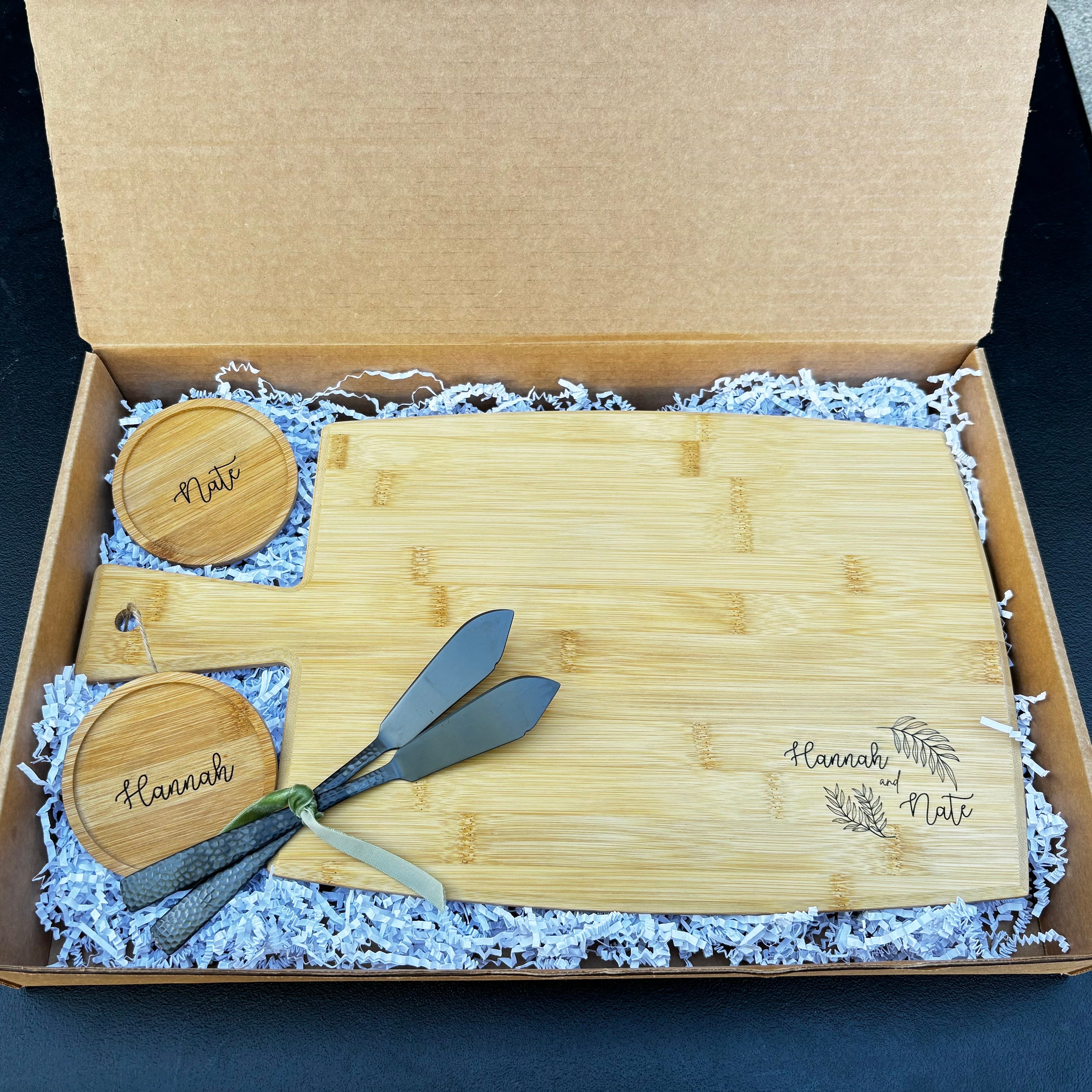 Personalized Charcuterie Cutting Board Gift Set Unique Engraved Mom ...
