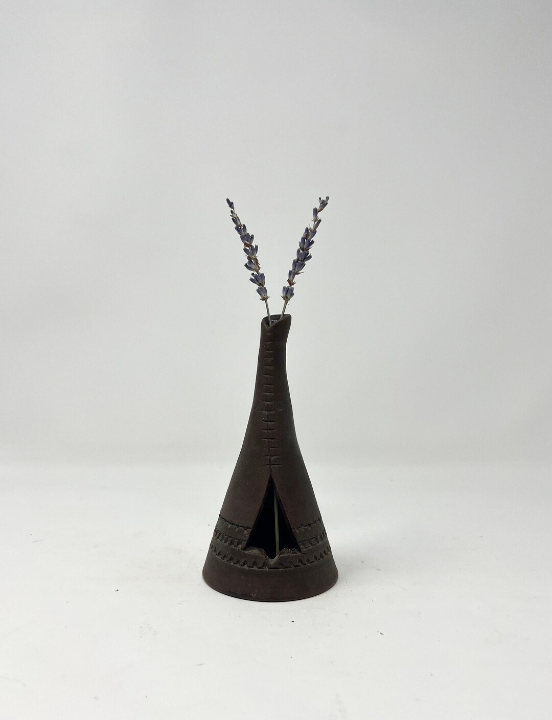 1960's MOHAWK Six Nations Pottery Teepee Ashtray Oliver M. Smith Flint ...