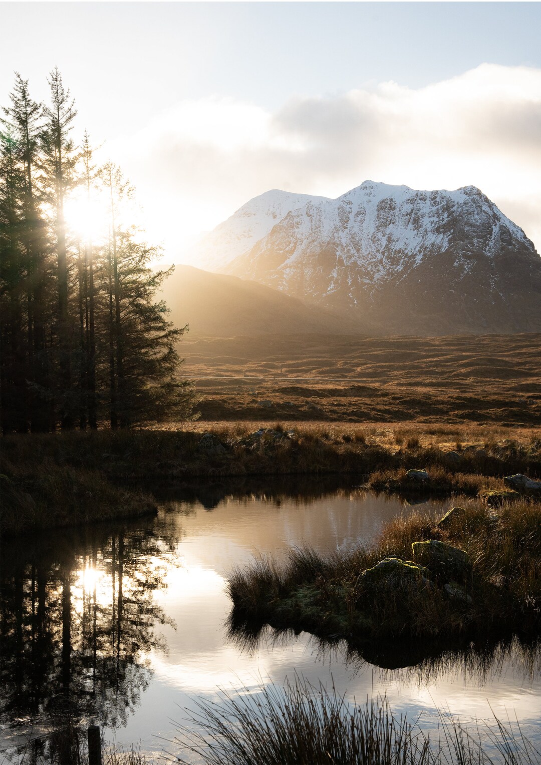 Beautiful Sunlight Scenes in Glencoe of the Famous Buachaille Etiv Mor ...