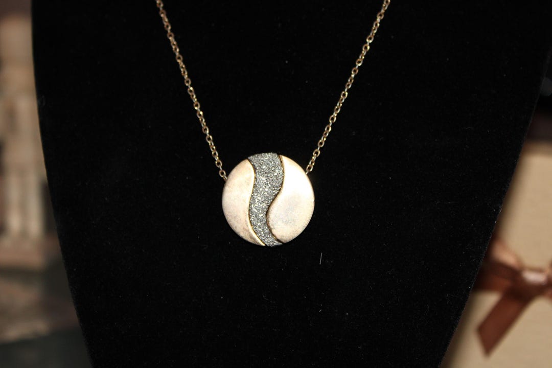Vintage Gold Tone Unique Abstract Circle Pendant Chain Running Through ...