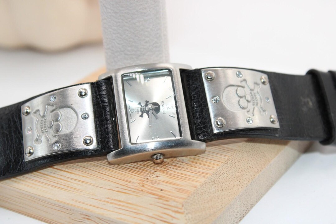 Vintage Rumours Black Leather Skull Watch New Battery - Etsy