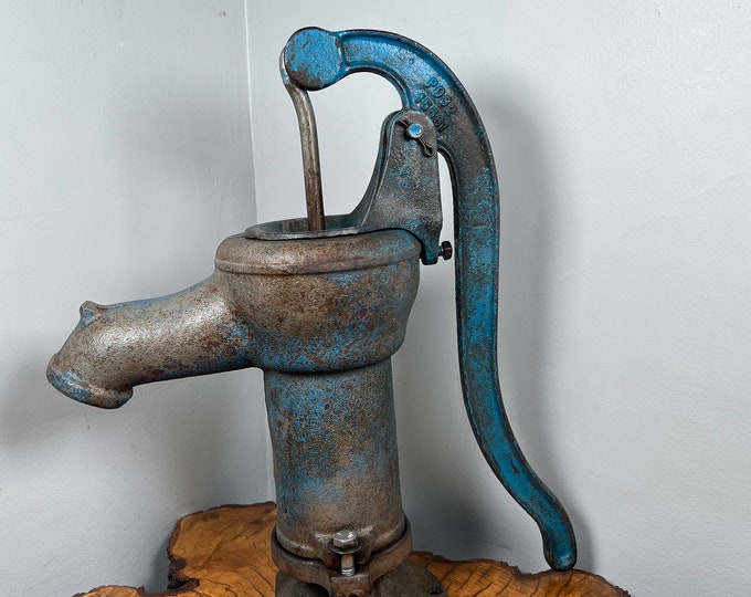 Vintage Antique Cast Iron Water Pump - Etsy