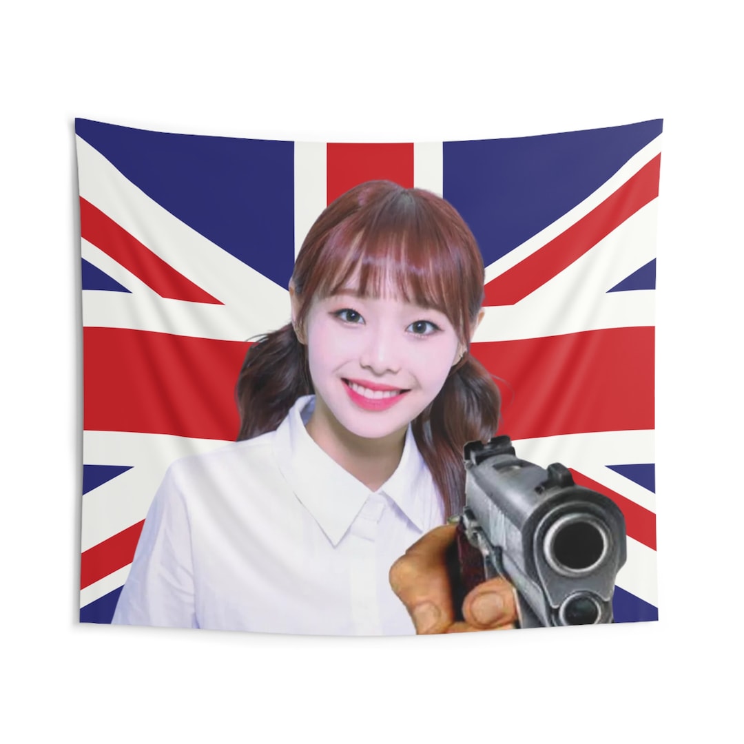 CHUU Loona UK With Gun Flag British Flag, Kpop Flag, Tapestry, Kpop ...