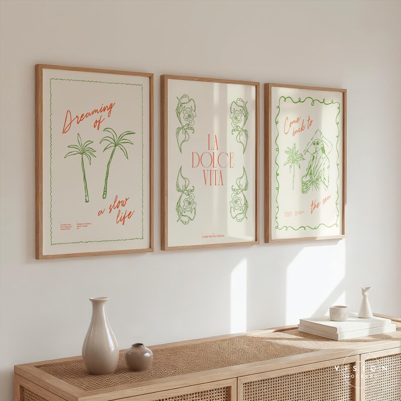 Vertical Frame Poster 3 Frames Mockup Gallery Wall Art Prints Mockup ...