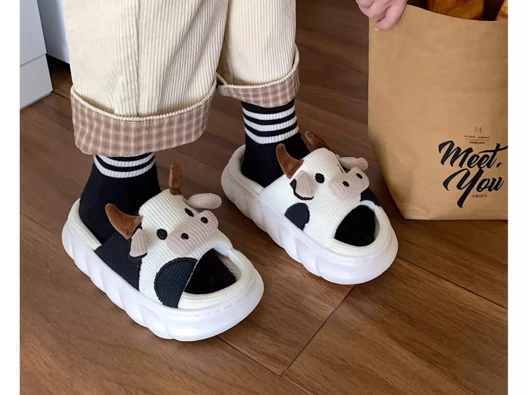 Cute Cow Sandals Women's Linen Flip Flops, Comfortable Indoor Slippers ...
