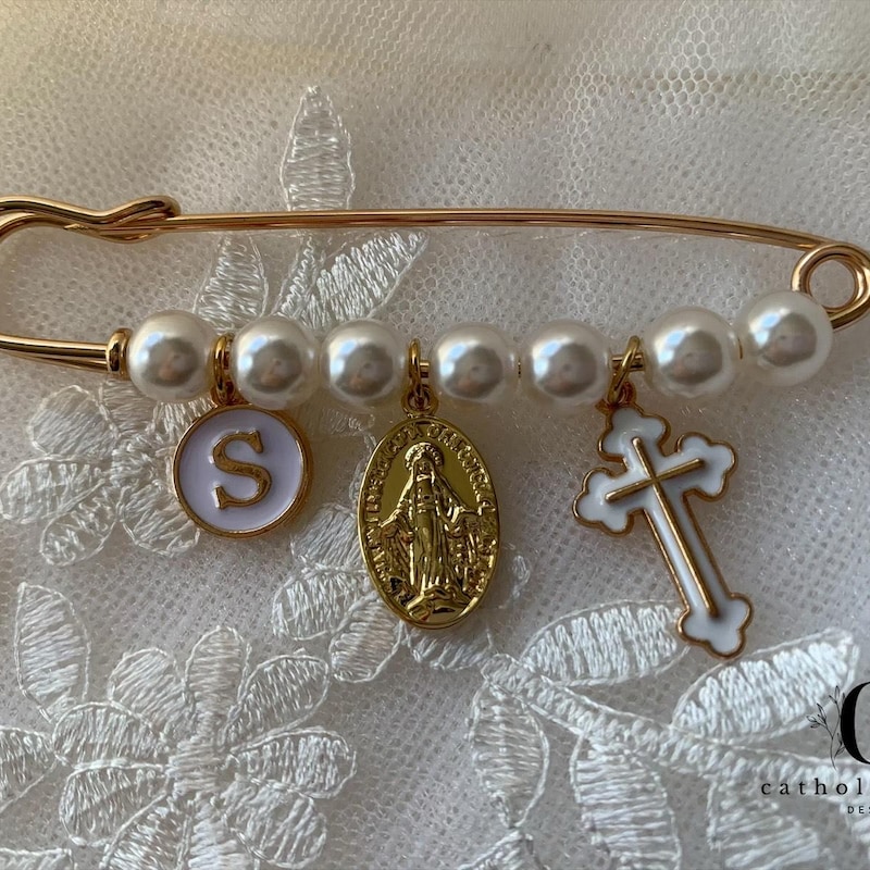 Virgin Mary Pin - Etsy