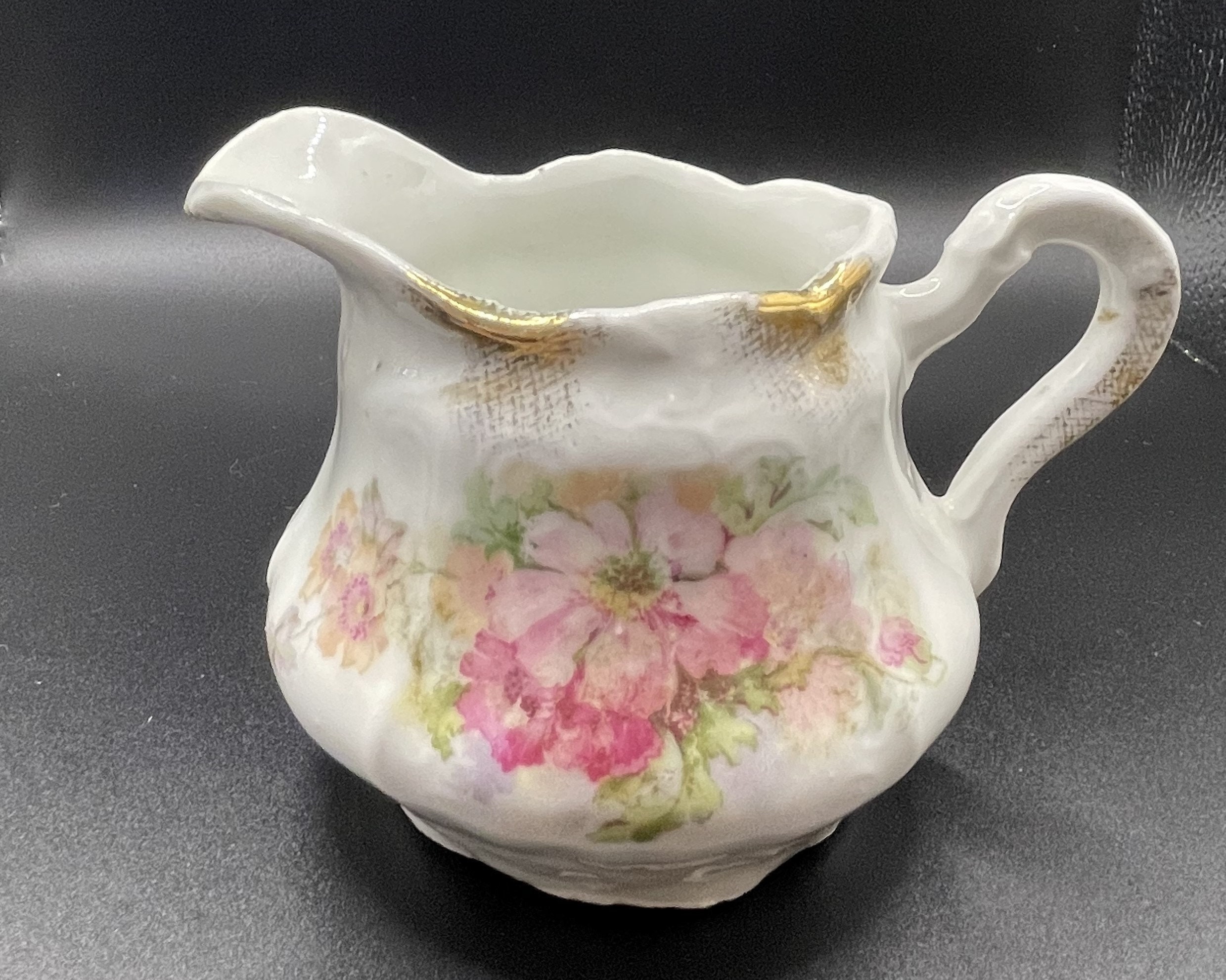 Set of 3 Pitchers Old Roses Patterns, Semi Porcelain Lovely - Etsy