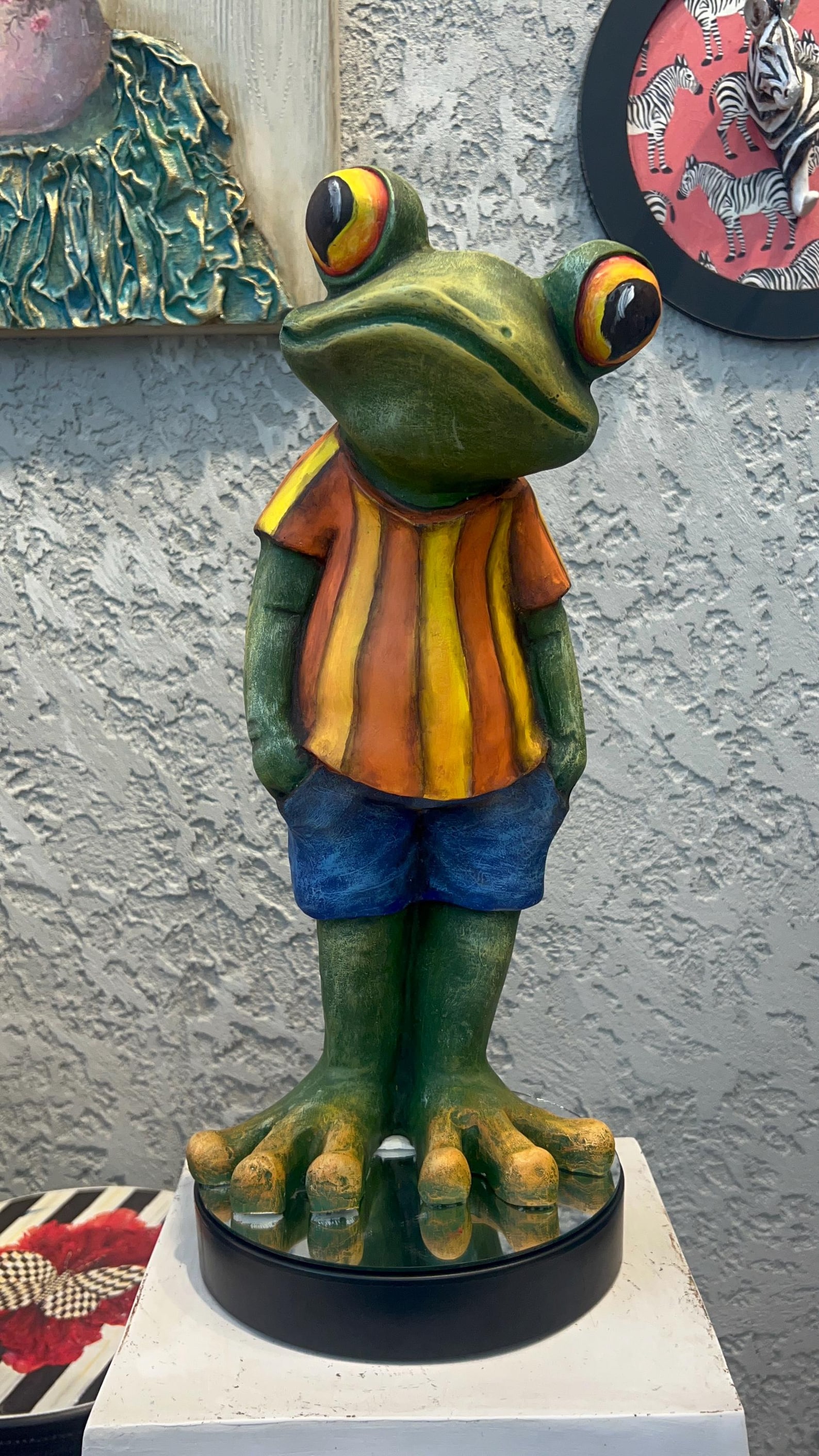 Summer Dude Frog Figurine | Whimsical Garden Frog Statue, Outdoor ...