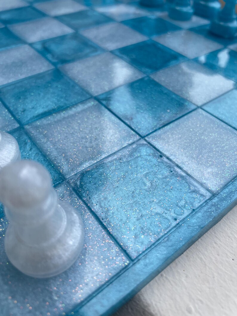 Resin Frozen Themed Chess Set - Etsy