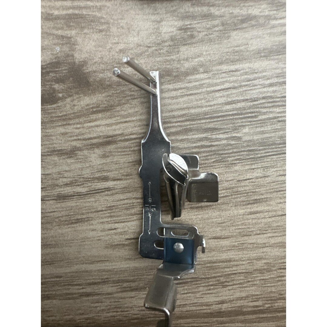 Singer Slant Binder Foot Sewing Machine Part 81200 GT Britain - Etsy