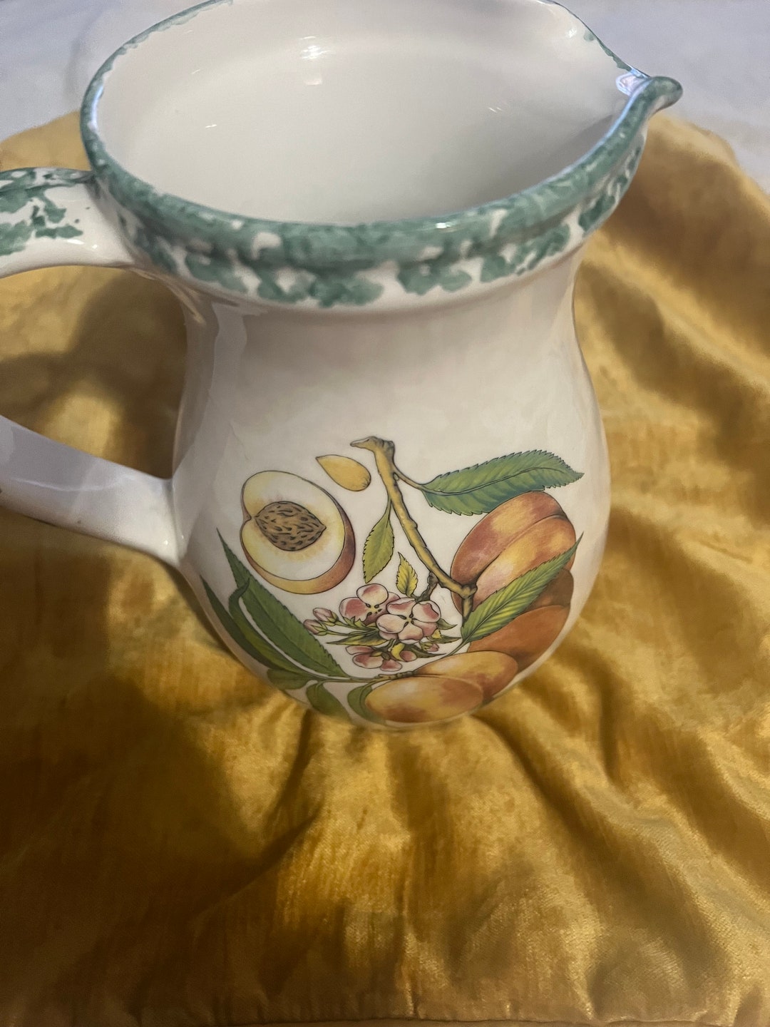 Made in Italy, Himark Pottery, Green and off White Spongeware 128 Ounce ...