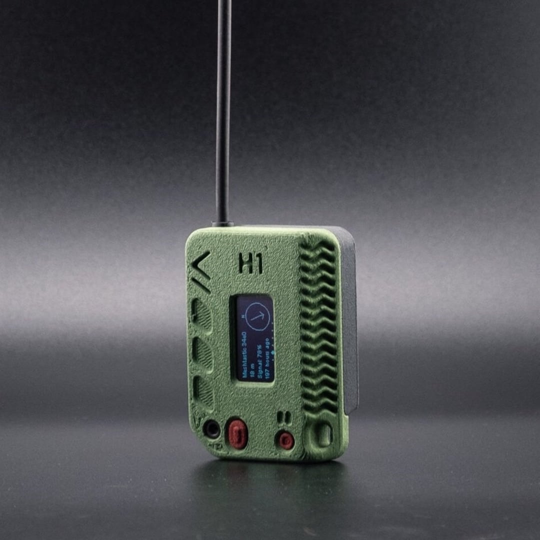 H1 - Complete Device With Upgraded Whip Antenna: Heltec V3 Running ...