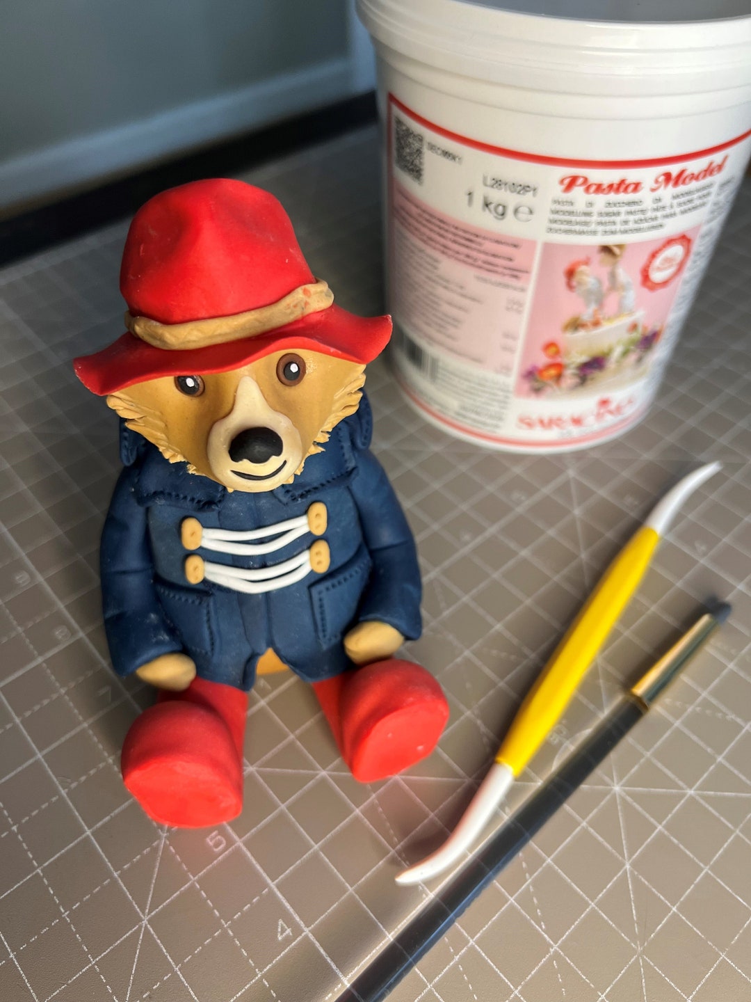 Paddington Bear Sugar Model Sugar Art Handmade Edible Cake Topper - Etsy