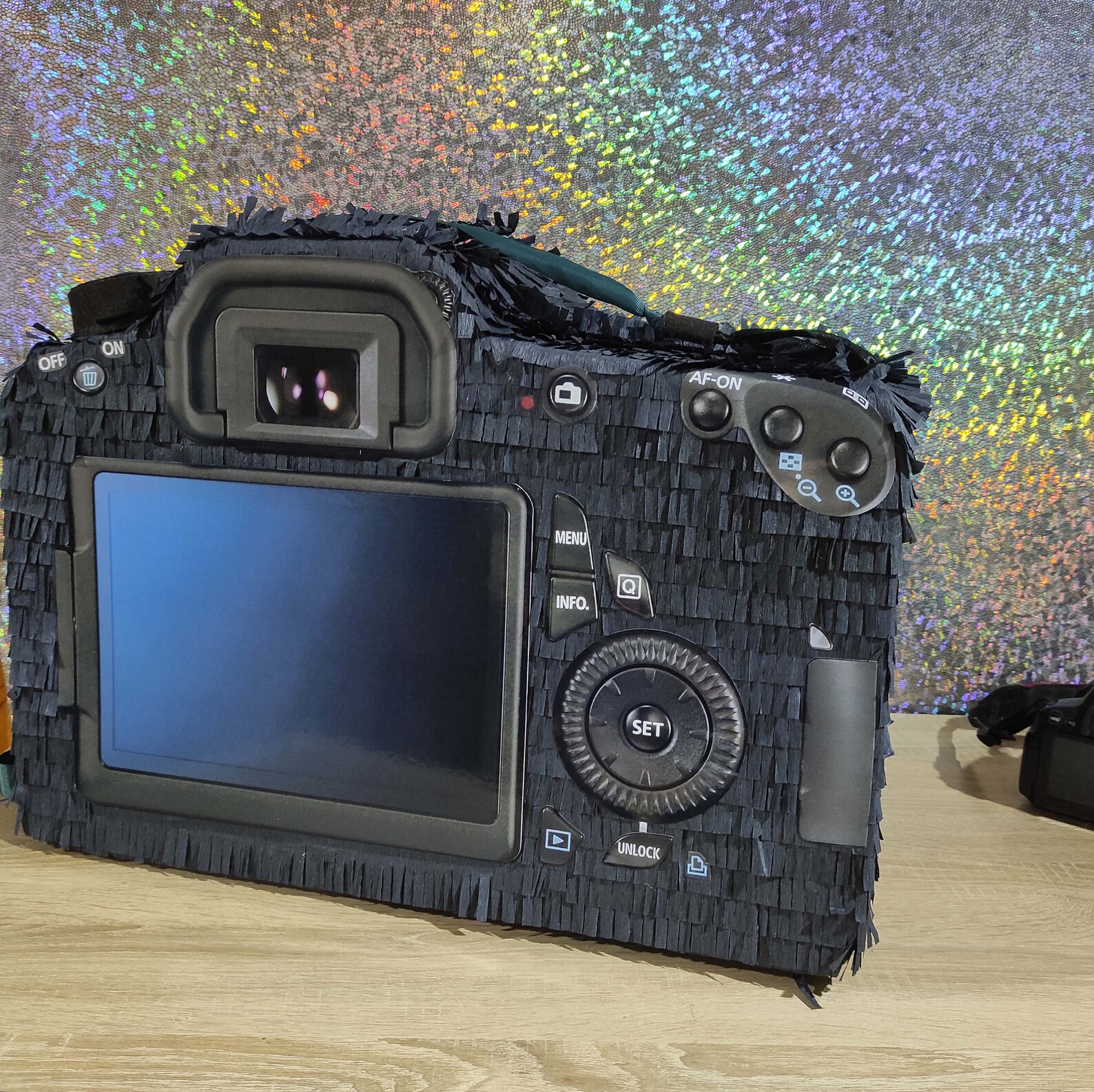 Pinata Photo Camera, Pinata for Adults, Black Camera Birthday Pinata ...