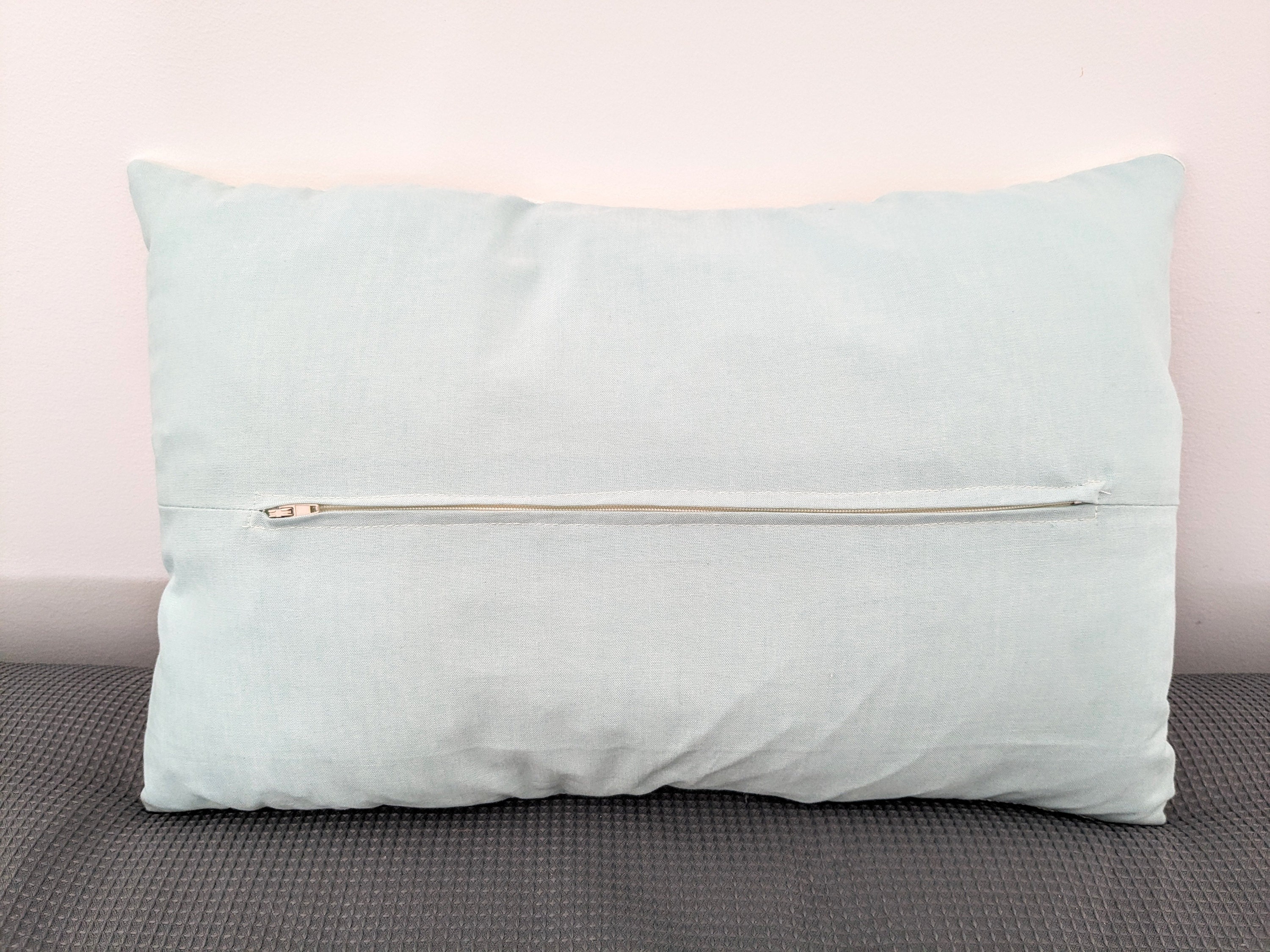 Personalised BLOCK Text Cushion - Etsy