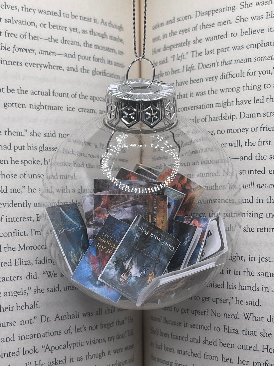 The Shadowhunters Chronicles by Cassandra Clare Handmade Mini Book ...