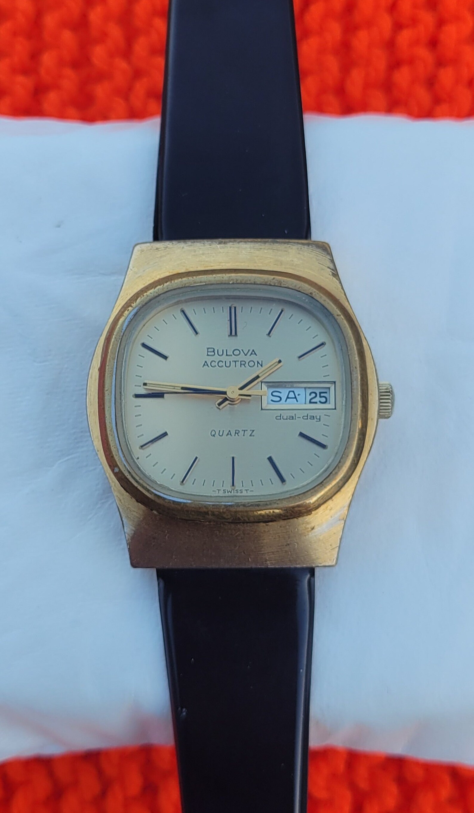 Vintage Bulova Accutron Dual Day Quartz Swiss Made Rare 1970's Men's ...