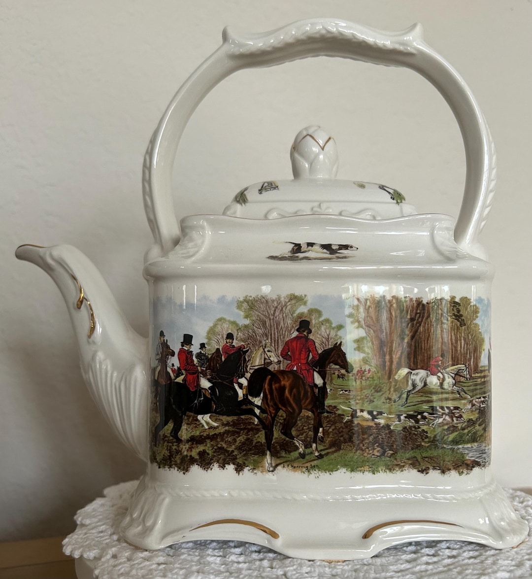 Vintage Crown Dorset Porcelain Teapot - Etsy