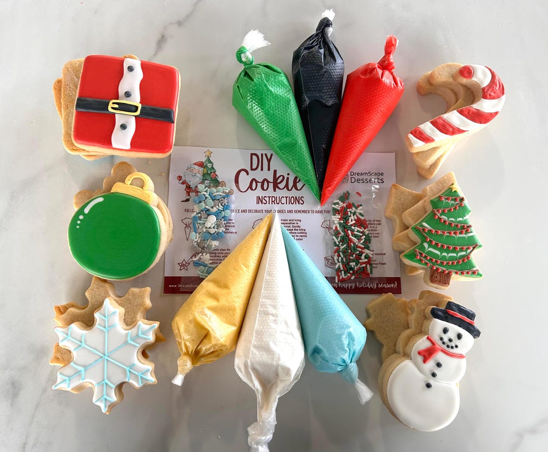Holiday Cookie Decorating Kit, DIY Christmas Cookies, Includes 18 Sugar ...