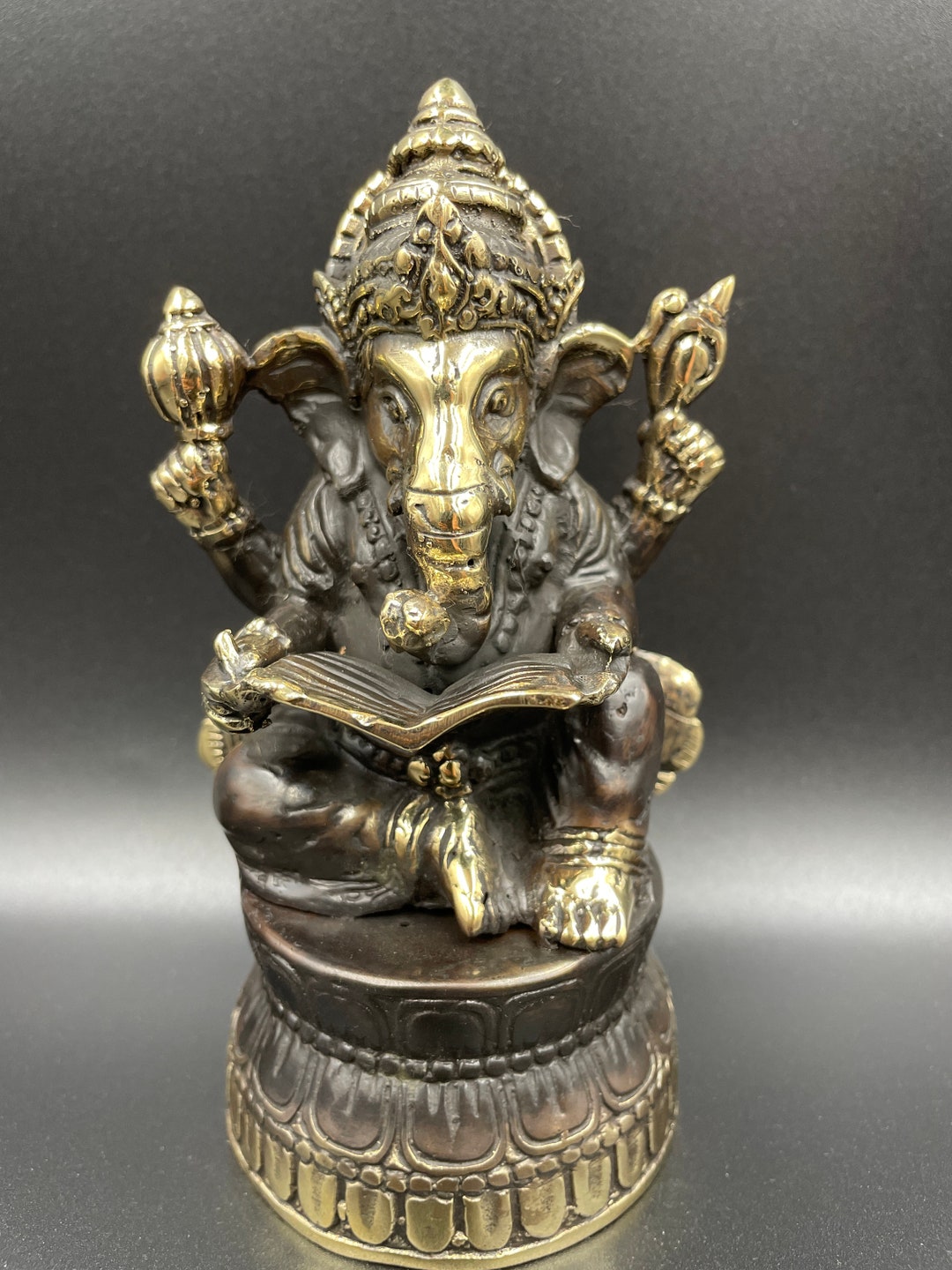 Ganesha Bronze Statue 5.8 Inch, Ganesha Reading a Book, Room Decor - Etsy
