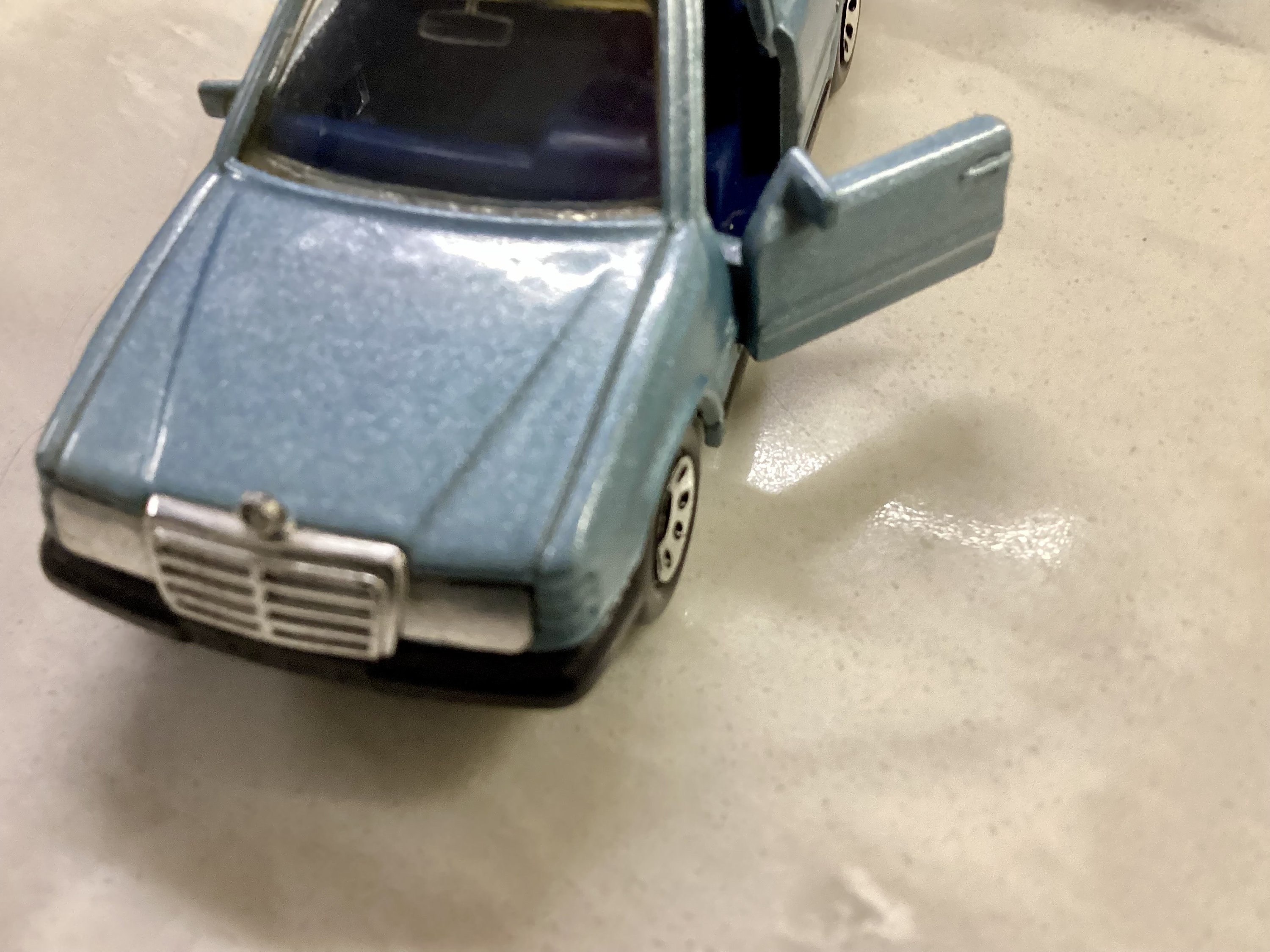 Matchbox Mercedes Benz 300E Light Blue With Hood Ornament Diecast Car ...