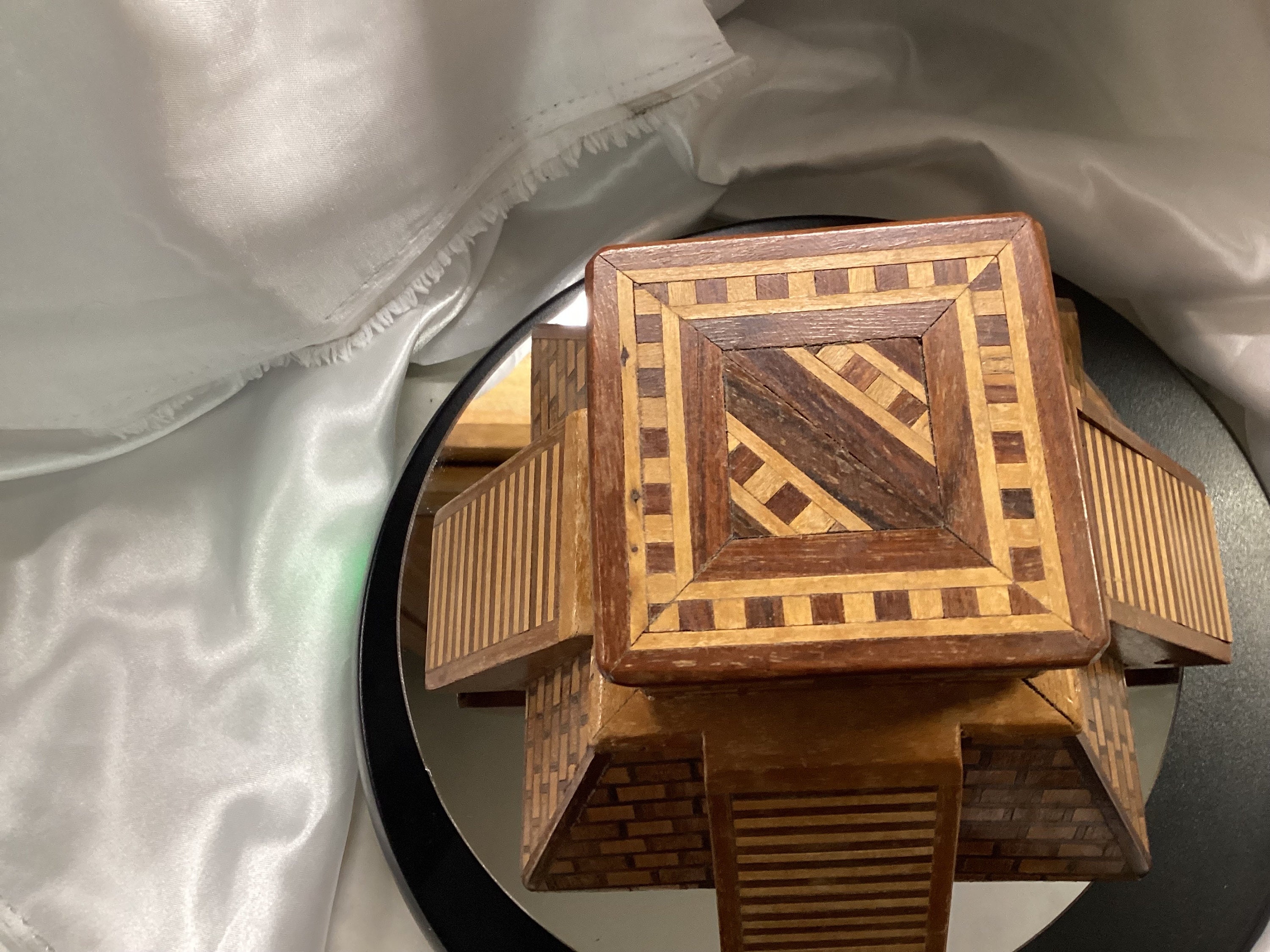 Mechanical Cigarette Dispenser Box With Marquetry Inlay. Must See - Etsy