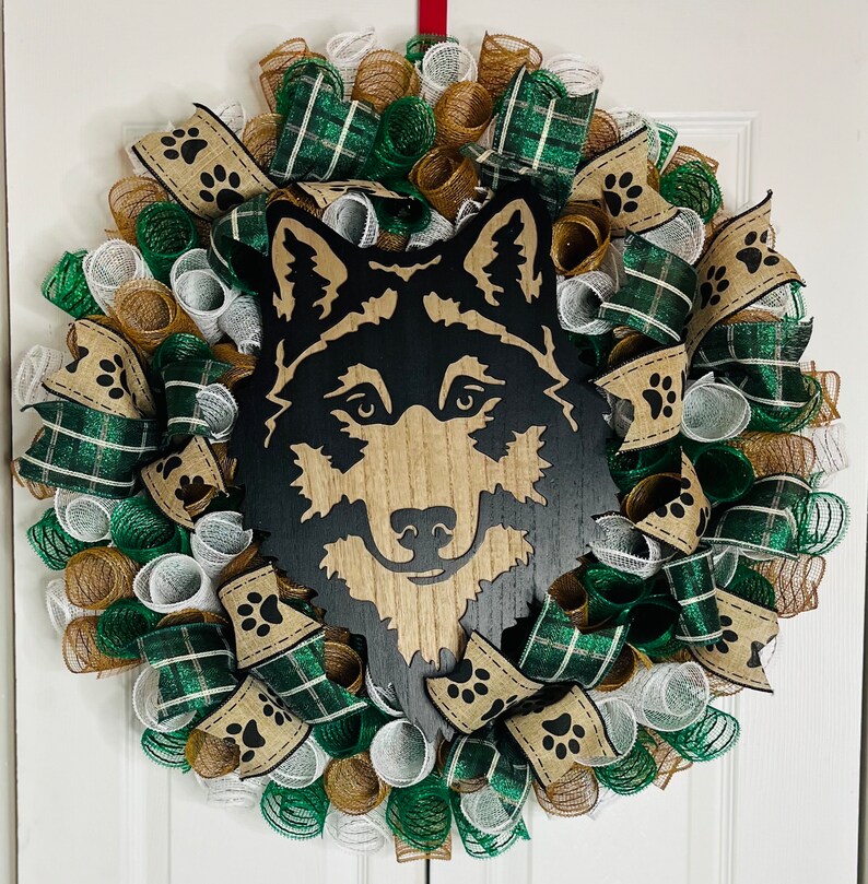 Welcome Wolf Wreath - Etsy