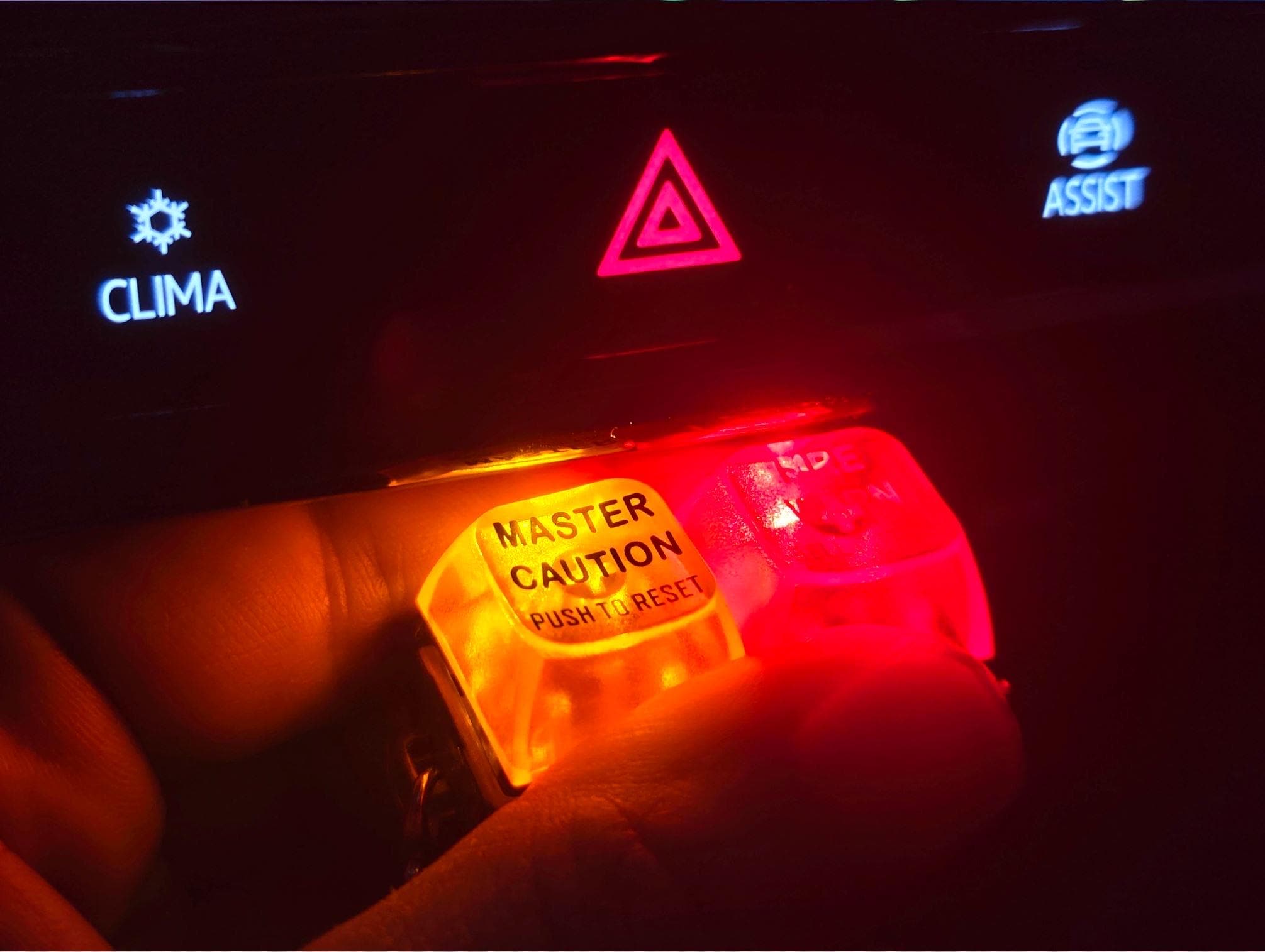 Boeing 737 Master Caution Light Inspired Keychain - Etsy