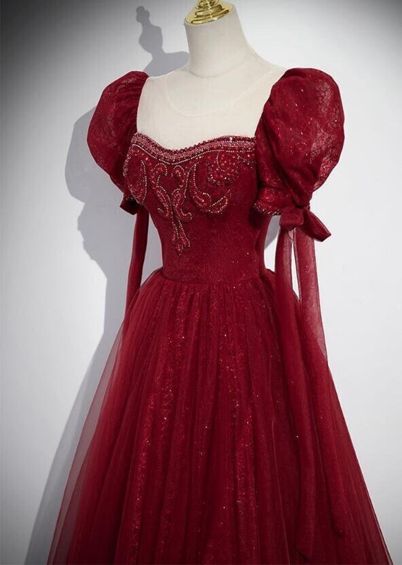 Elegant Burgundy Prom Dress Red Princess Party Dress Short Puff Sleeves Bridesmaid Dress Lace