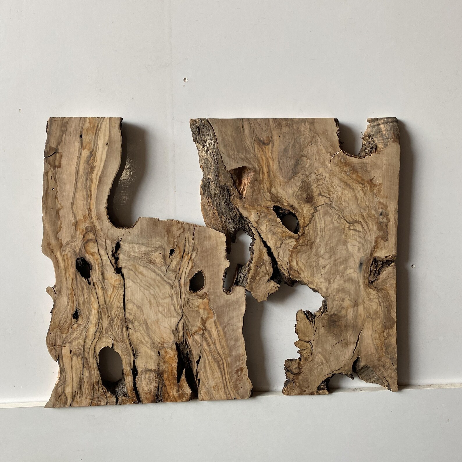 Unique Wood Slice Wood Raw Edge Resin Handmade Turkish Wood Planks Live ...