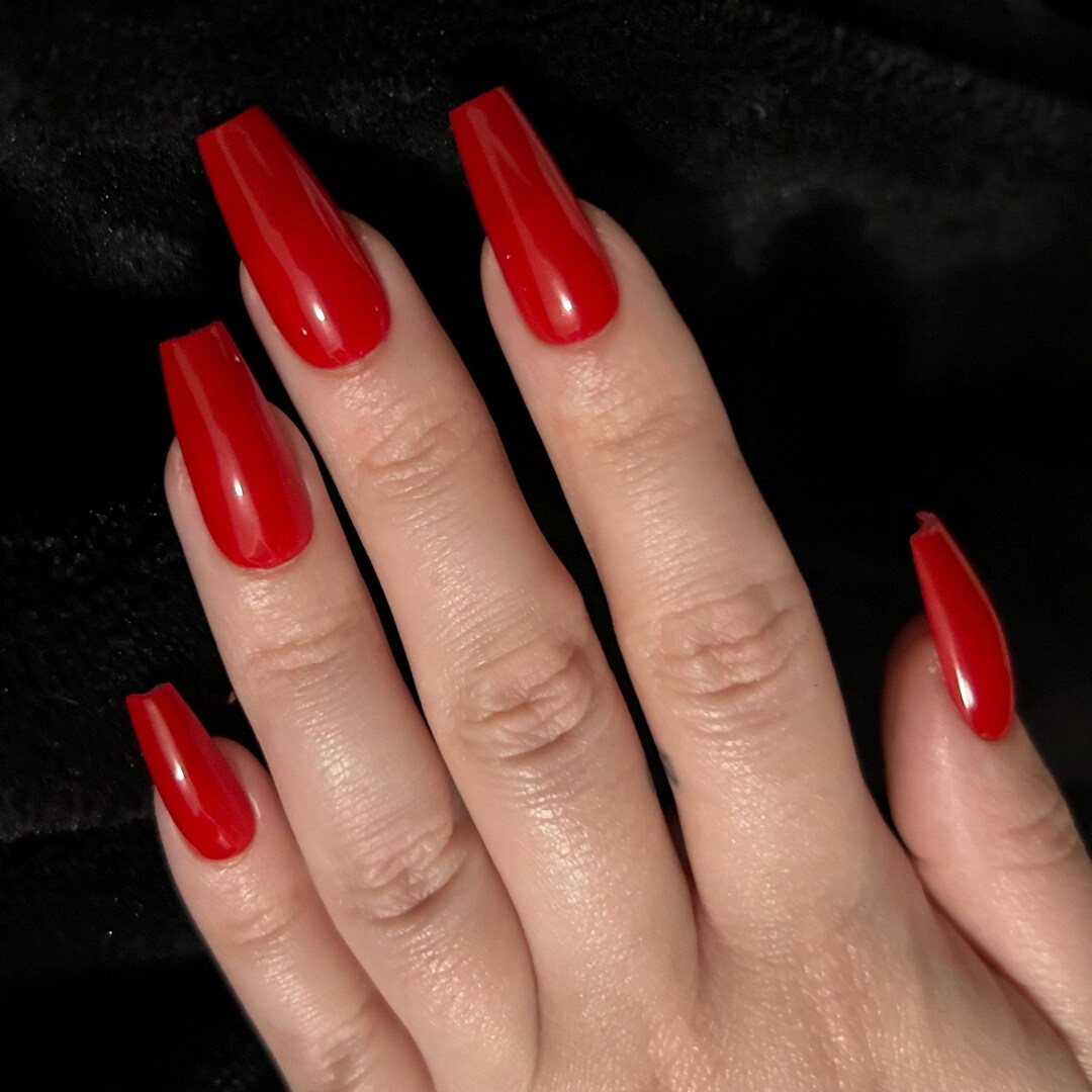 Lucky Solid Classic Red Apres Gelx Luxury Press-on Nails Reusable ...