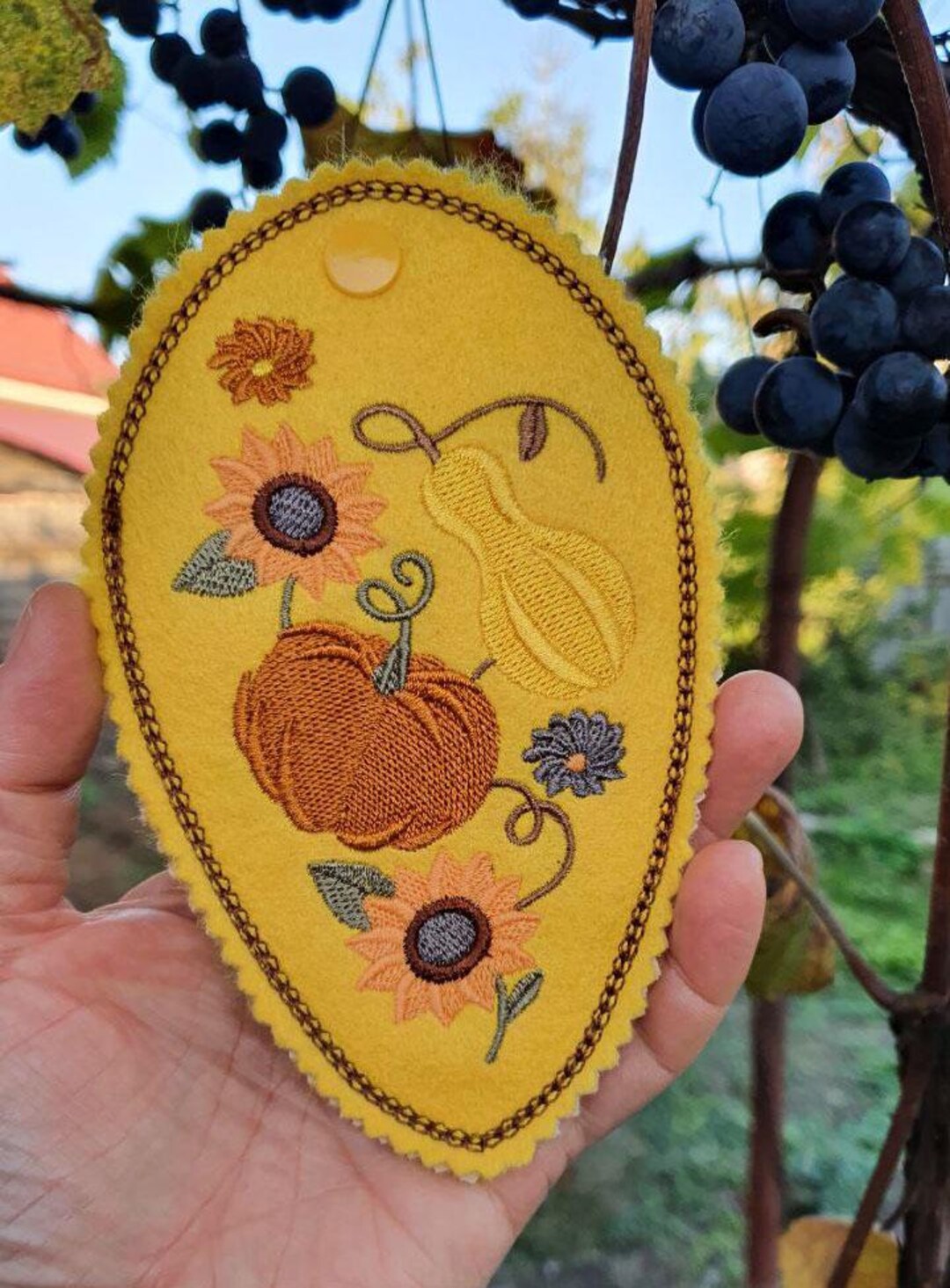 Scissor Case With Pumpkin, DIY Scissor Case, Juicy Pumpkin Design ...