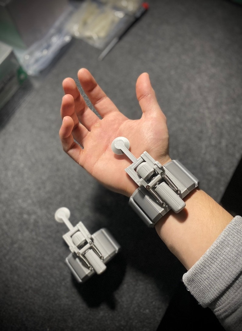 Spring Loaded Web-shooter - Etsy