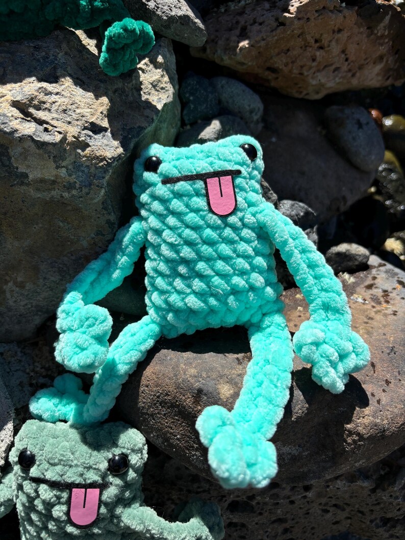 Crochet "leggy" Frog - Etsy