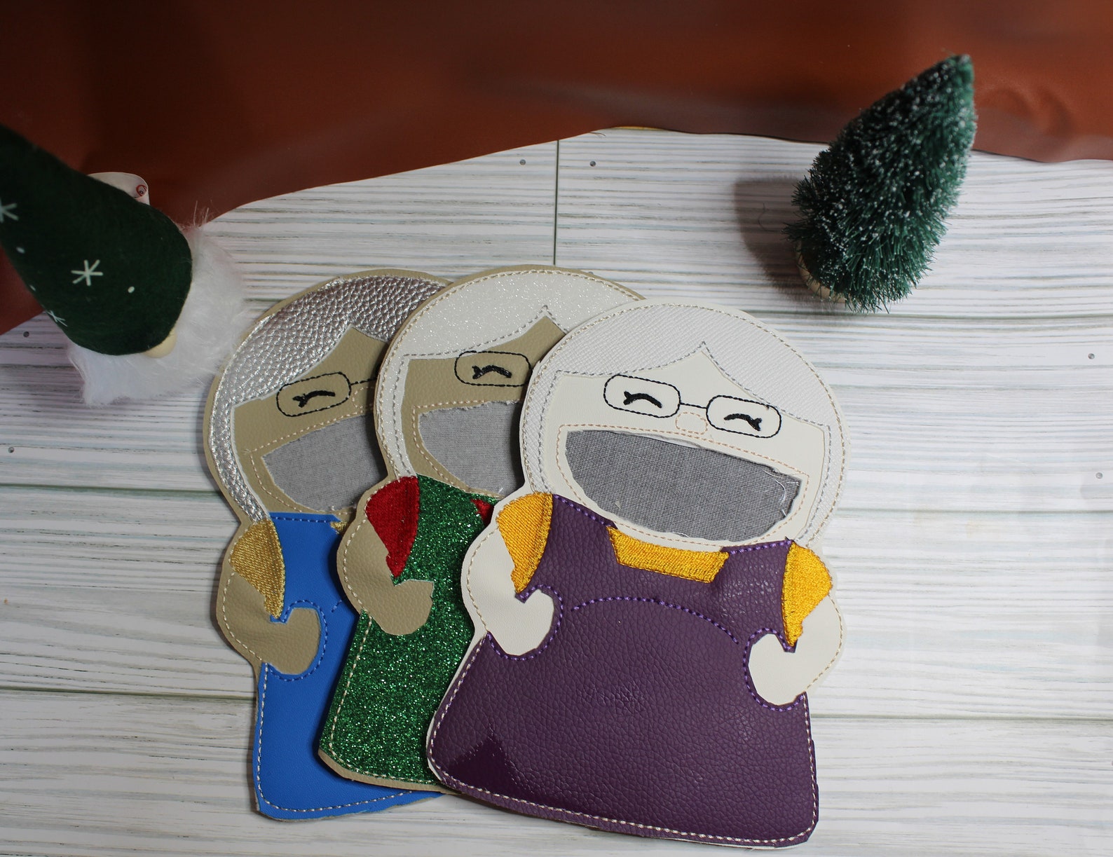 Old Lady Who Swallowed a Bell Finger Puppet Story Retelling - Etsy