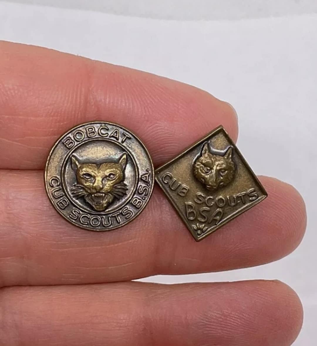 Cub Scouts Bobcat Rank Pin Back Hook BSA Vintage 2pcs VINTAGE - Etsy