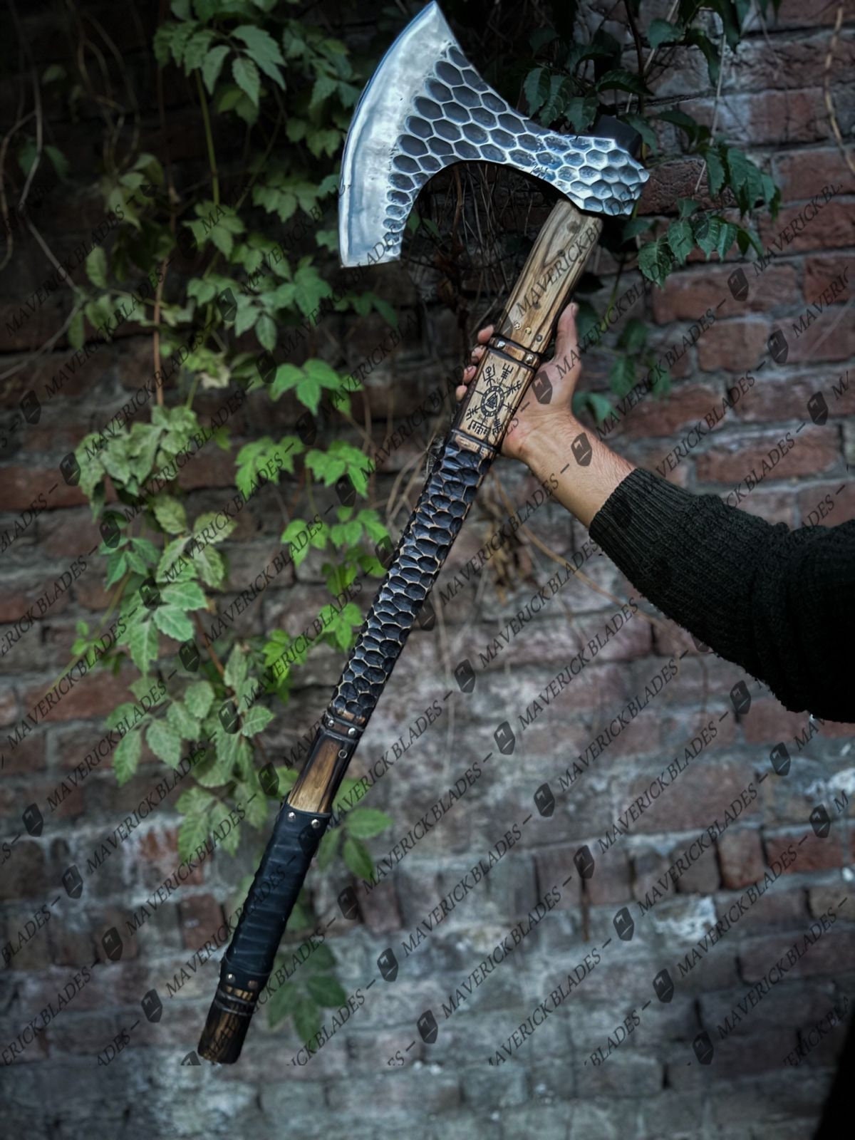 Custom New Viking Two Handed Berserk Axe Handmade Viking Bearded Axe ...