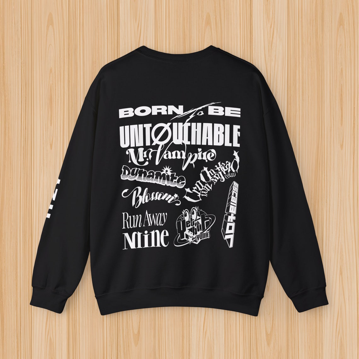 ITZY Born to Be 2nd World Tour Sweatshirt, ITZY Concert Merch, Itzy ...