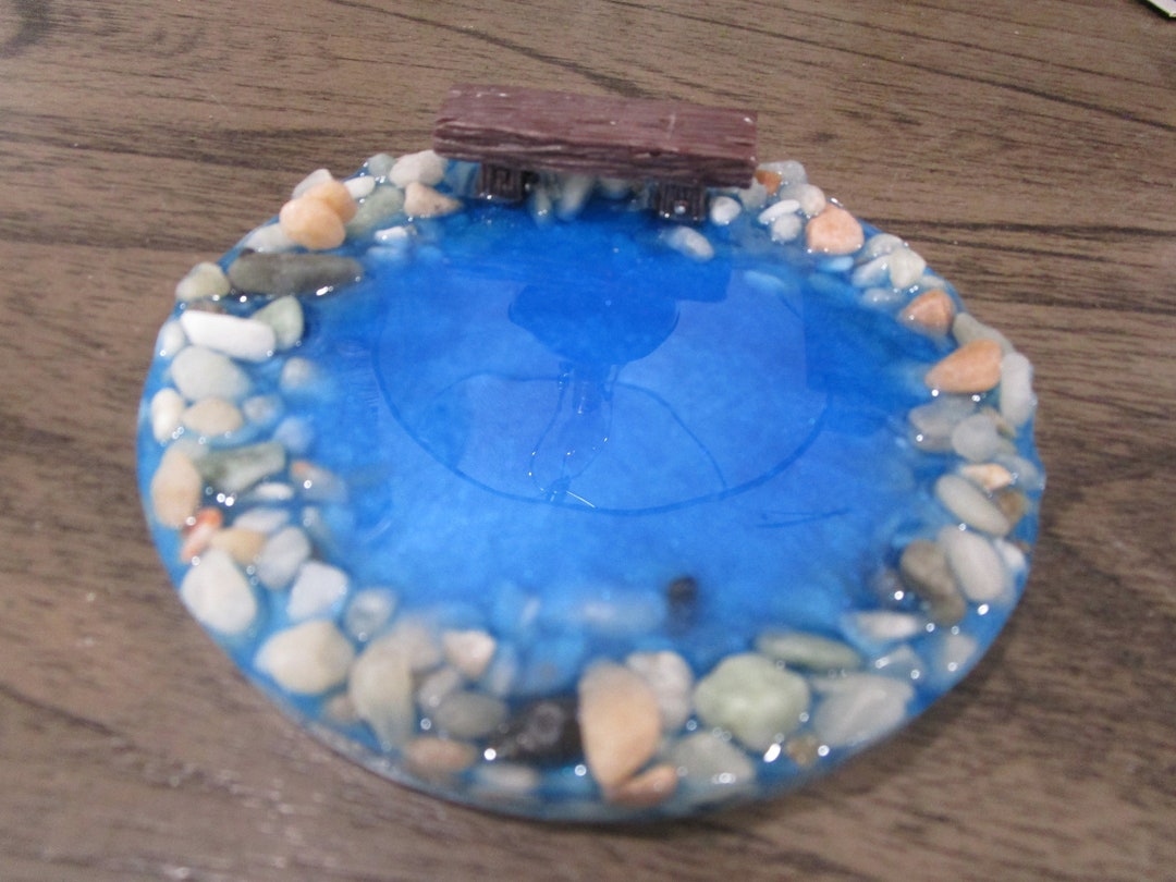 5" Resin Lake / Pond With Bench Attached for Seasonal Villages Dioramas ...