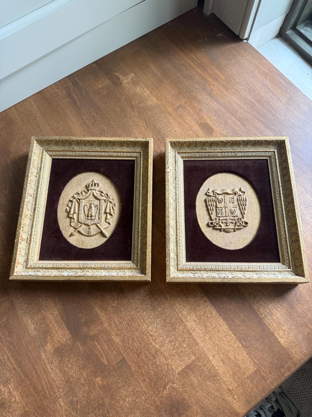 Pair of Vintage European Frames Crests |european Home | French Decor ...