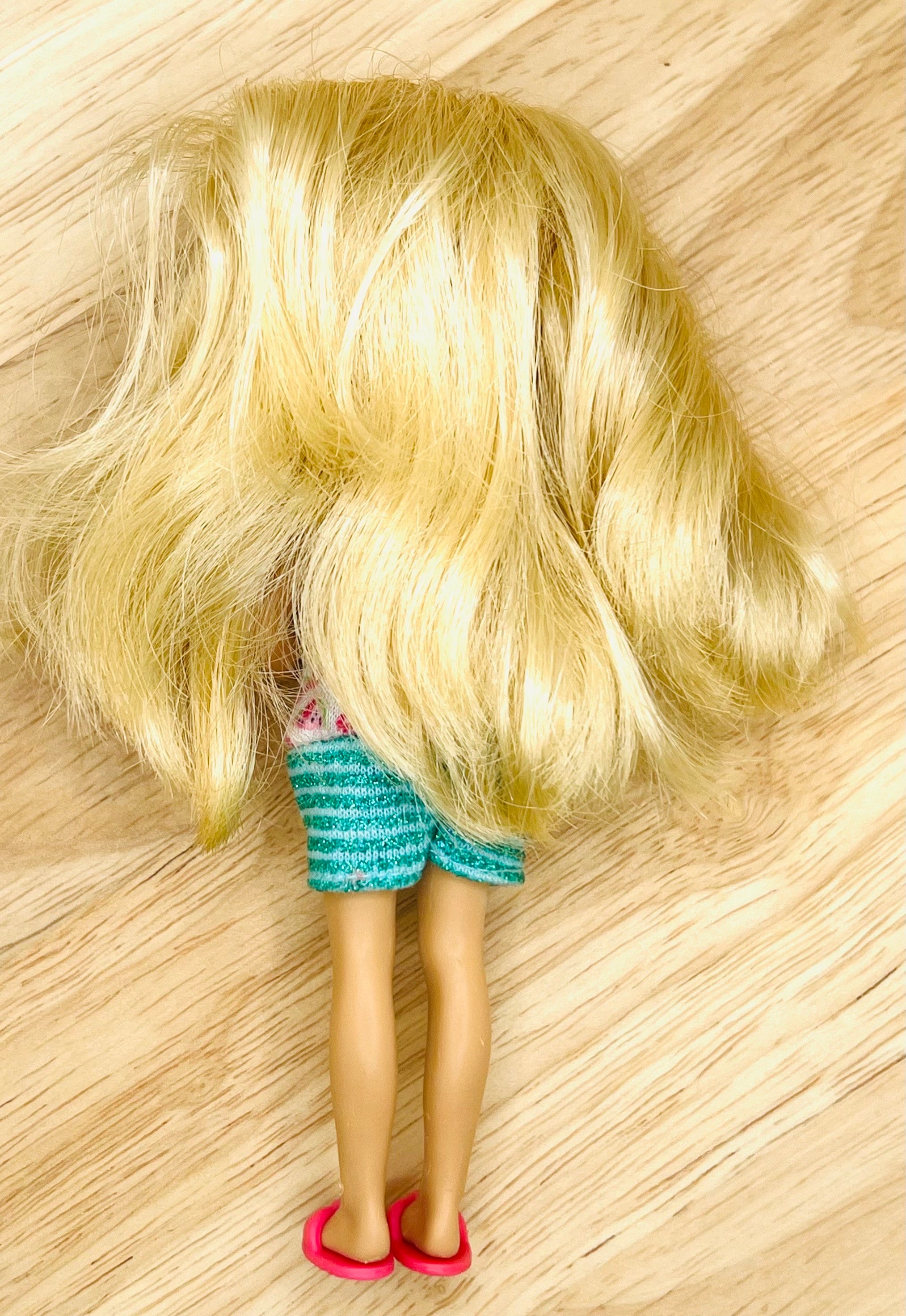 Barbies Little Sister summer Chelsea 2010 Mattel - Etsy