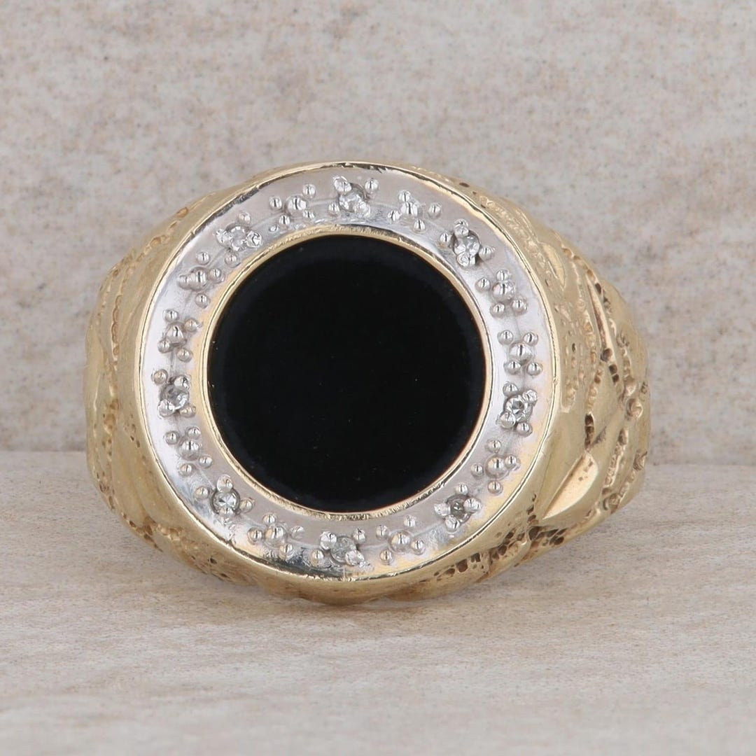 10k Yellow Gold Onyx Disc & Diamond Halo Nugget Style Ring - Etsy